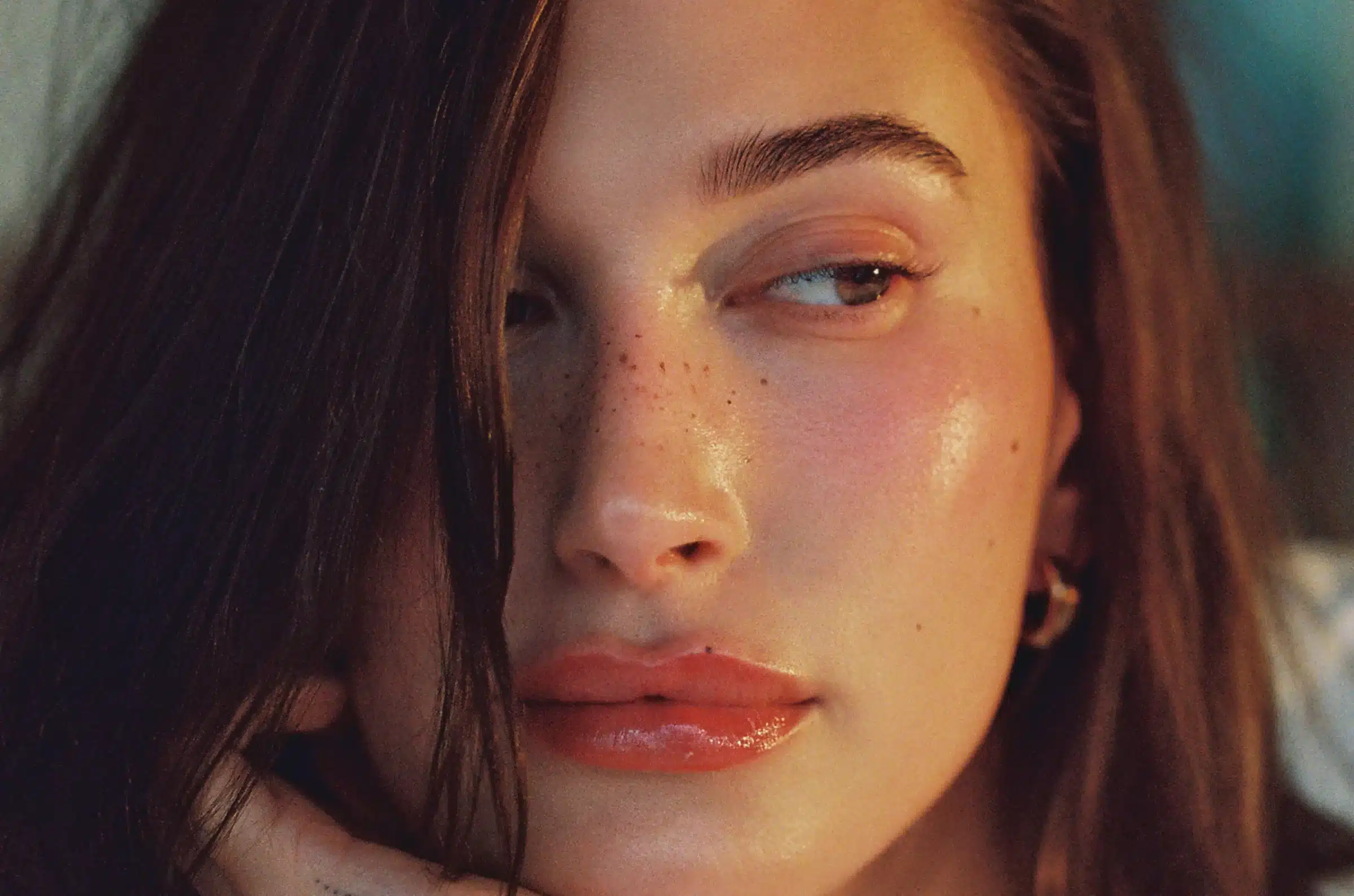 Pearl skin zazáří i v létě. Ideální trendy make-up pro prosluněné dny ...